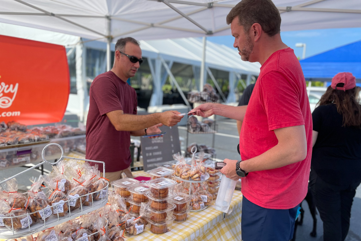 JCC Fall Market Offers Apples and Honey, and So Much More - Mayerson JCC